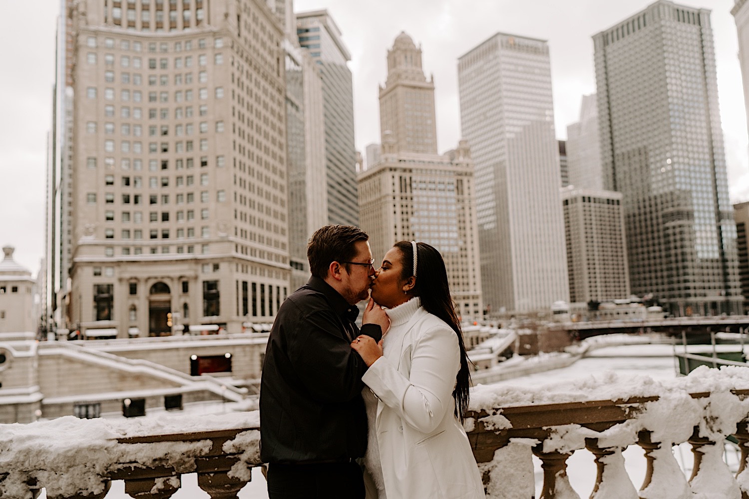 Chicago Riverwalk Winter Engagement Session | Arie + Brett - jnavisuals.com