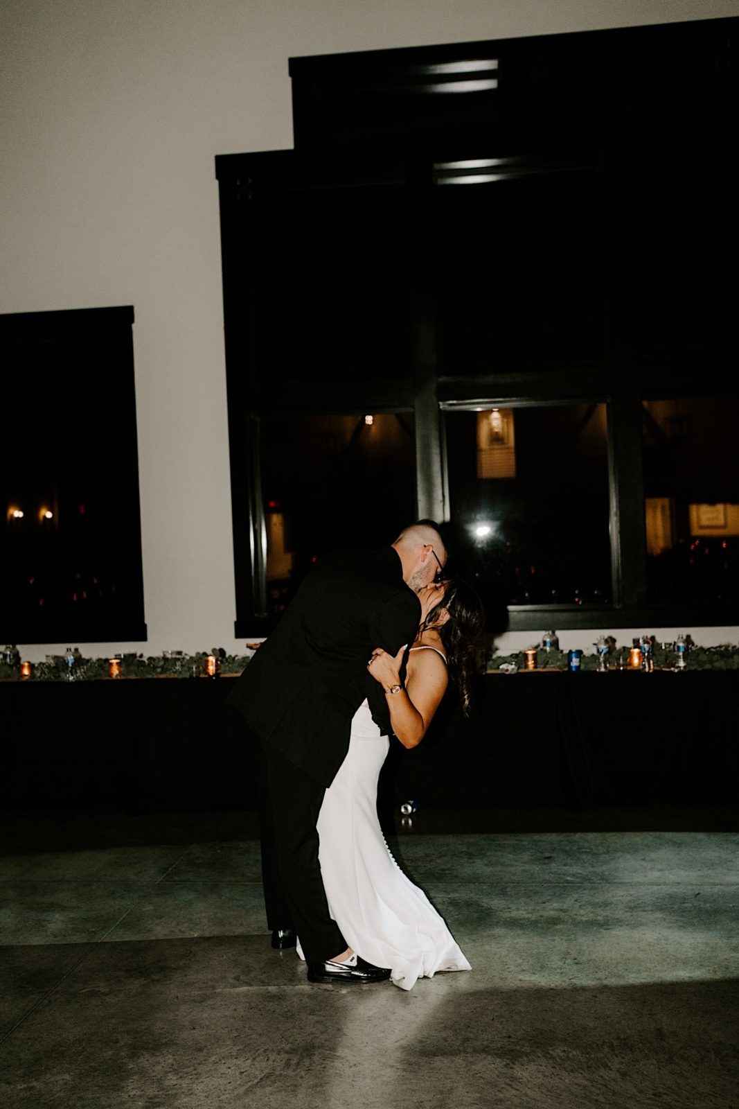 How to Slow Down and Actually Enjoy Your Wedding Day - jnavisuals.com