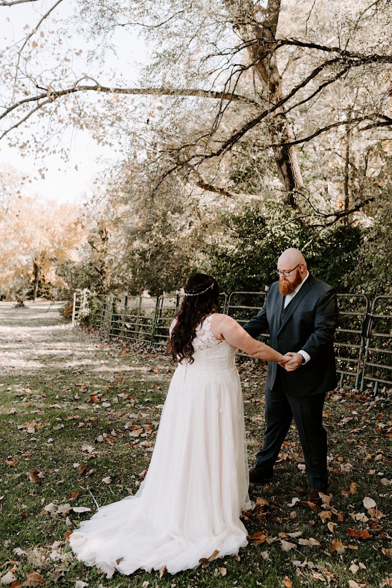 How to Slow Down and Actually Enjoy Your Wedding Day - jnavisuals.com