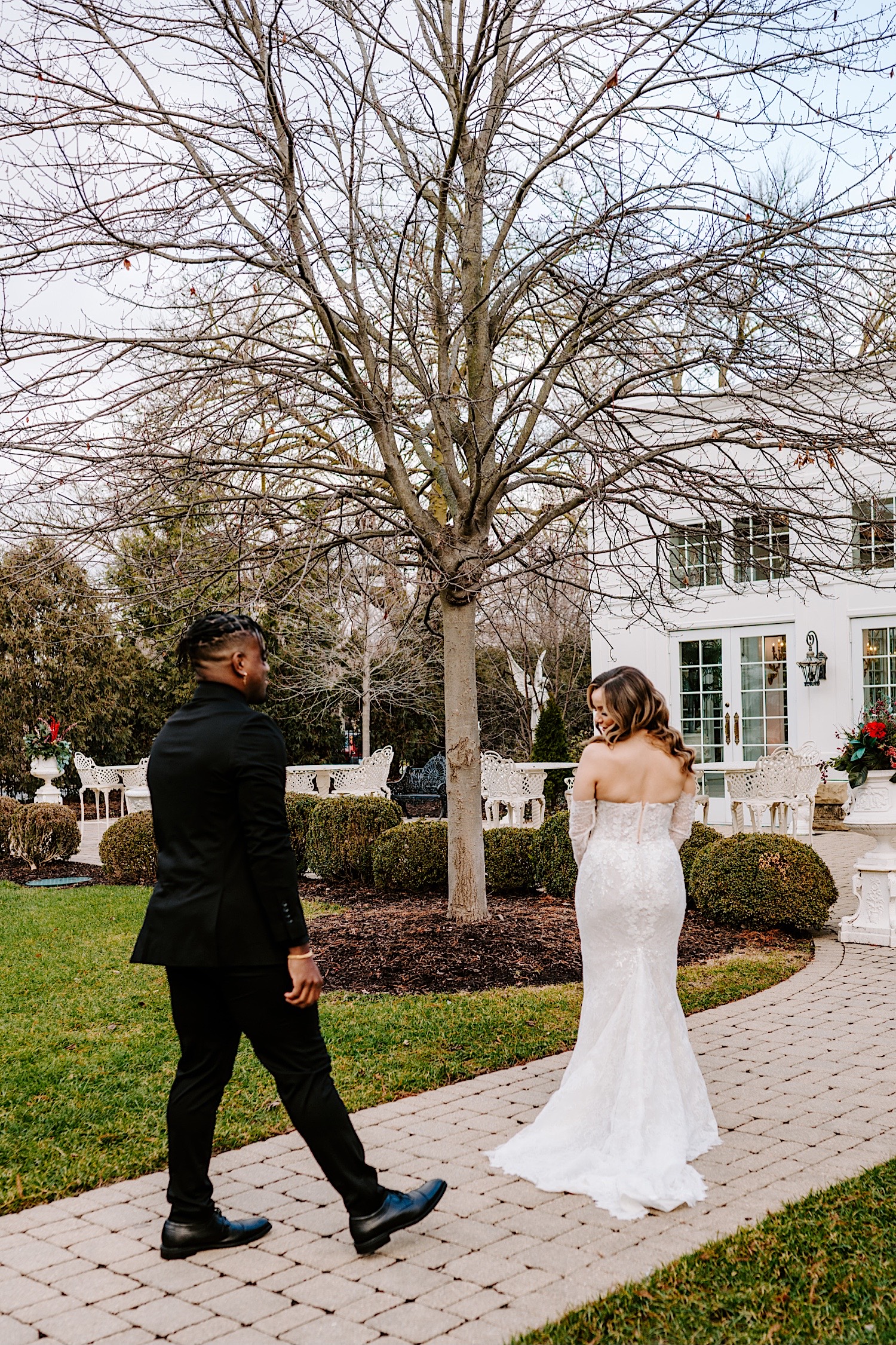 Chicago Suburbs Wedding at The Haley Mansion | Nicolina and Devan ...