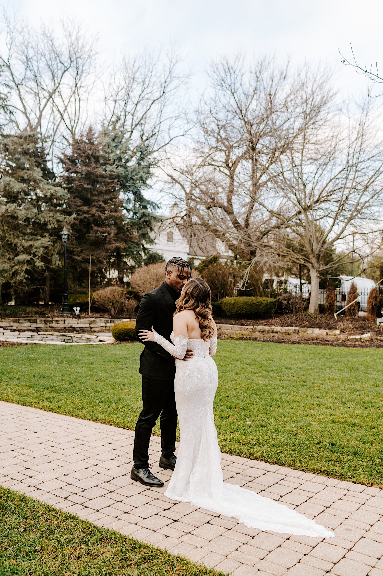 Chicago Suburbs Wedding at The Haley Mansion | Nicolina and Devan ...