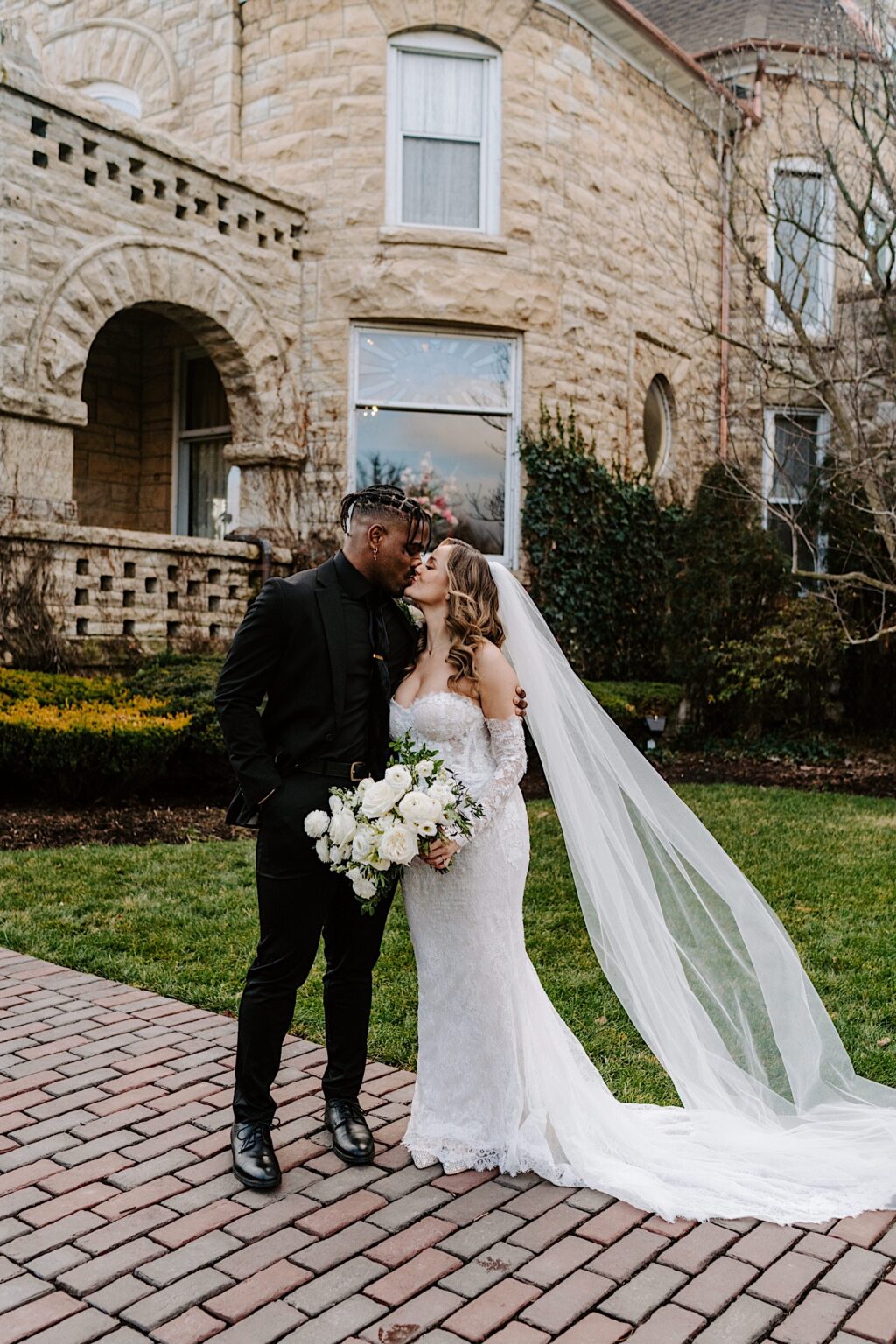 Chicago Suburbs Wedding at The Haley Mansion | Nicolina and Devan ...